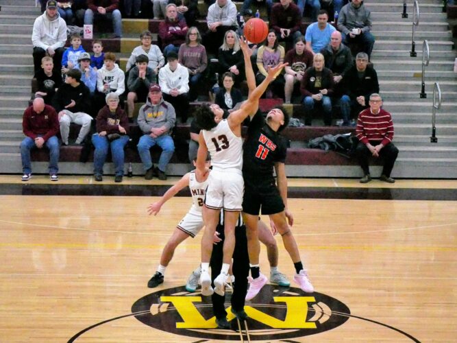 Minot High downs Coyotes | News, Sports, Jobs - Minot Daily News